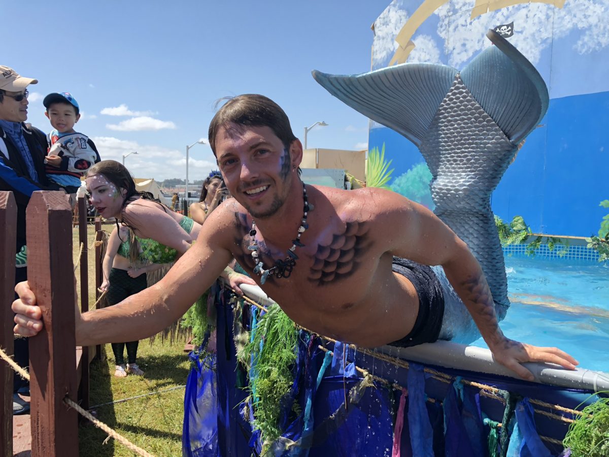 Meet Professional Merman Thommy And Find Out What He's Up To!